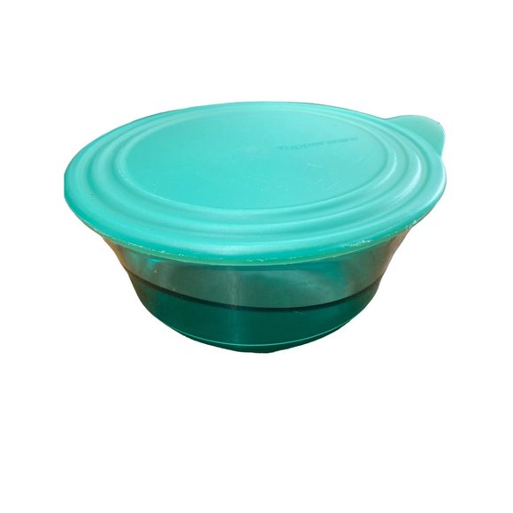 Tupperware | Kitchen | Tupperware Green Clear Lidded Plastic Bowl ...
